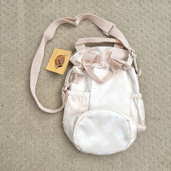 Blogilates | Bags | New Blogilates Water Bottle Crossbody Sling Bag ...